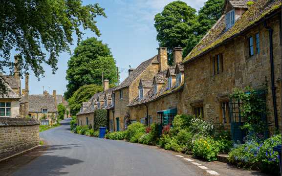London to Cotswolds weekend trip: Trains, sights & itinerary