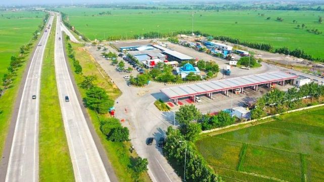Daftar Rest Area Terbaik di Tol Trans Jawa: Fasilitas Lengkap ...